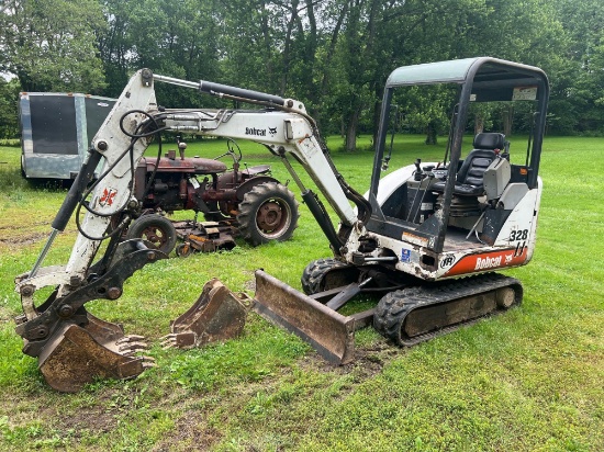 Bobcat 328 excavator - w extra bucket (12 and 24) | Heavy Construction ...