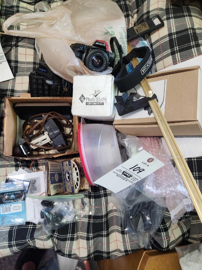 Enlarging Camera, View Master Reels, cameras and Misc | Online Auctions ...
