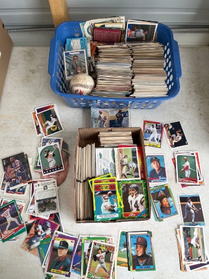 Large Assortment of Sports Cards | Online Auctions | Proxibid