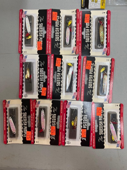 (10) Bay de Noc The Swedish Pimple Lures | Online Auctions | Proxibid
