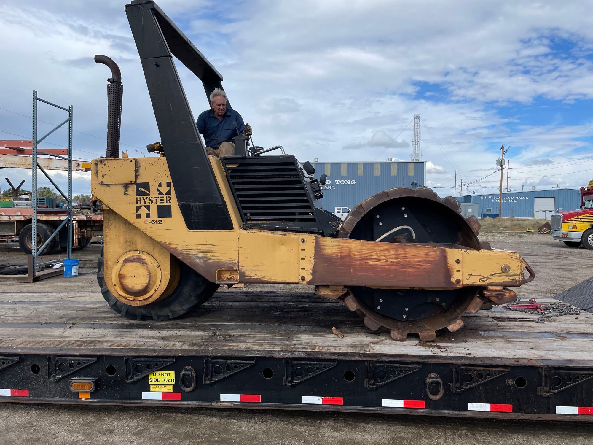 Hyster single drum roller compactor | Proxibid