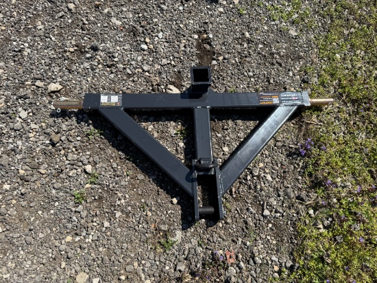 Wolverine 3-Point Hitch Adapter | Online Auctions | Proxibid