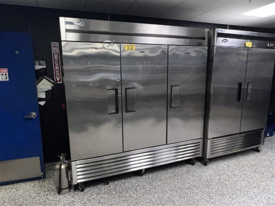 2020 TRUE MODEL T-72-HC 3-DOOR S/S COMMERCIAL REFRIGERATOR, ON CASTERS ...