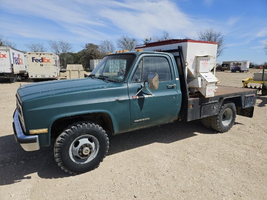 *1989 GMC 3500 Diesel Flatbed w/Trip Hopper | Online Auctions | Proxibid