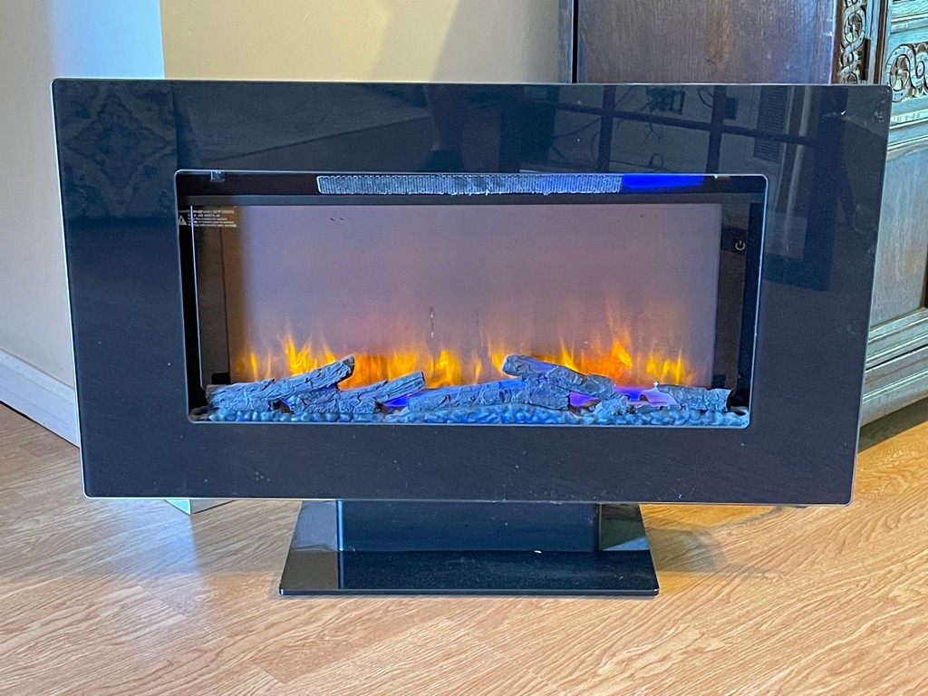 Twin Star International Electric Fireplaces | Farmers Home Furniture