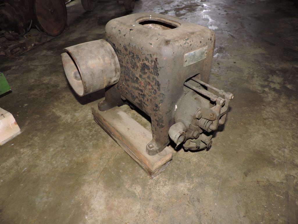 International Harvester LA Gas Engine | Proxibid