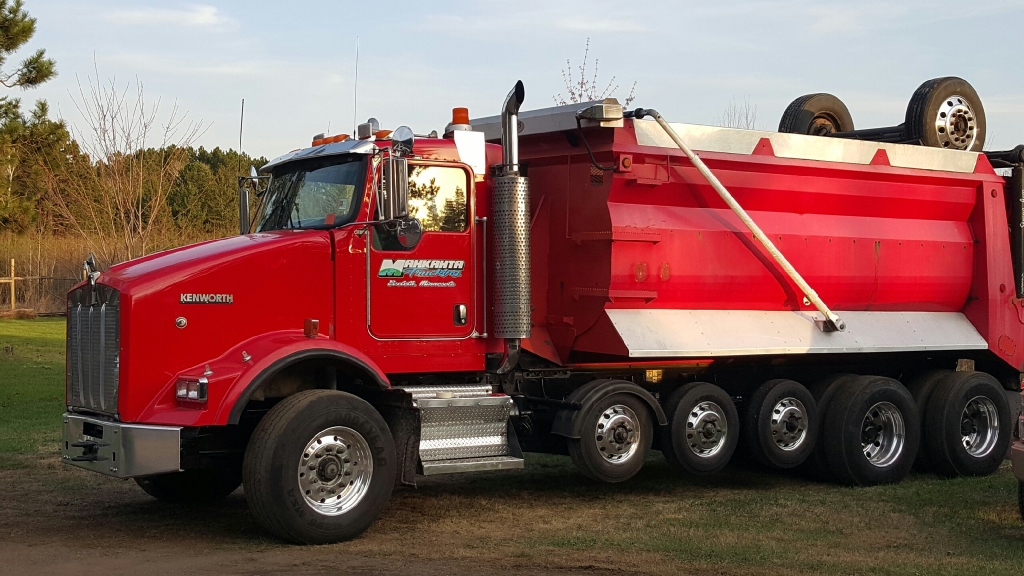Quint Axle Peterbilt Quint Axle Dumptruck In Lego (1:13) | Custom Made