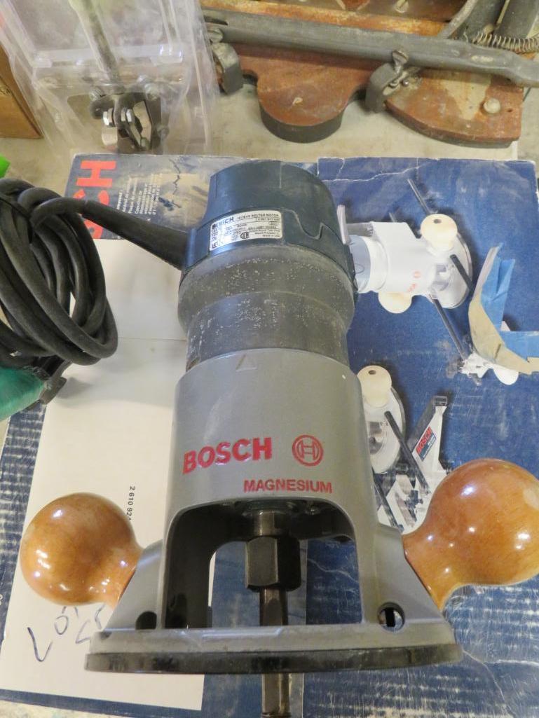 Bosch Mod. 1617EVS Router & Router Guide | Proxibid