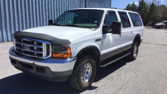 2001 Ford Excursion XLT V10, 6.8L | Cars & Vehicles | Online Auctions ...