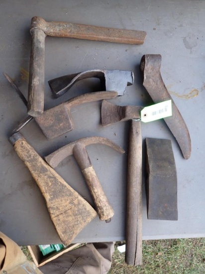 Asst. Antique Adze, Spuds, & Timber Framing Tools | Industrial ...
