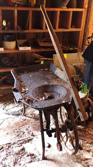 Cast Iron Forge W/Blower | Industrial Machinery & Equipment Business ...