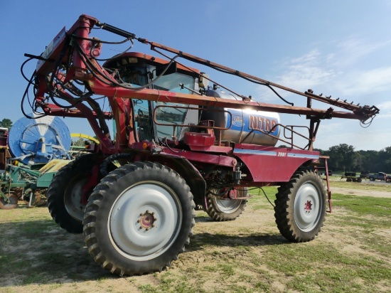 Miller Nitro 200 HT Self Propelled Sprayer | Farm Equipment & Machinery ...