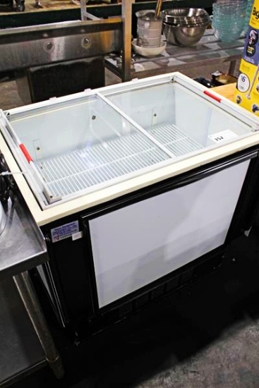 MOBILE 3' SELF CONTAINED SLIDE TOP SPOT MERCHANDISER FREEZER | Online ...