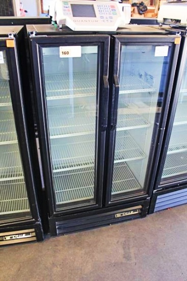 TRUE GDM-30-LD SELF CONTAINED 2-DOOR COOLER | Online Auctions | Proxibid
