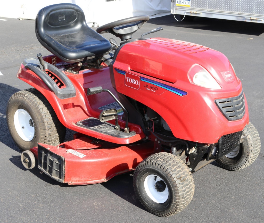 42IN TORO LX423 RIDING LAWN TRACTOR W/REAR BAGGER! 20HP, 54% OFF