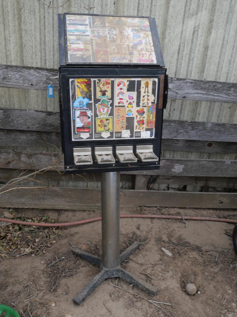 50 Cent Vending Machine | Proxibid