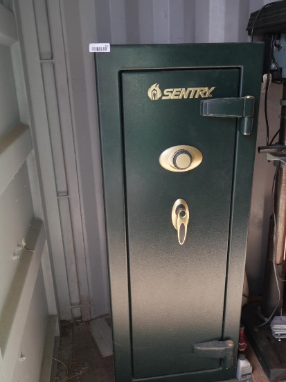 Sentry Gun Safe with Combo! | Online Auctions | Proxibid