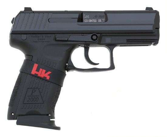 Heckler & Koch P2000 Semi-Auto Pistol | Guns & Military Artifacts ...