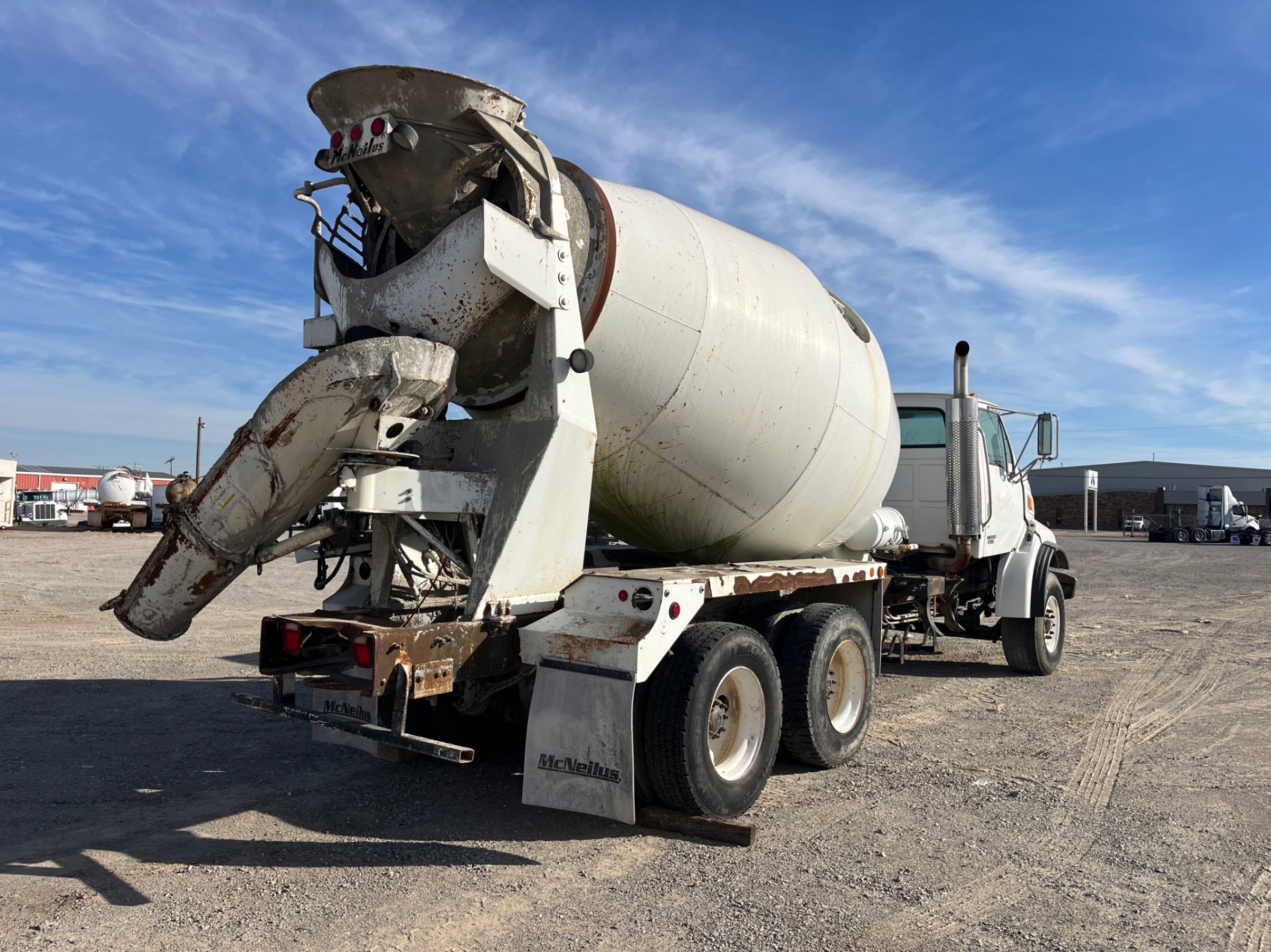 2005 Sterling M2 For Sale (84742531) from Machinery Auctioneers [8961 ...